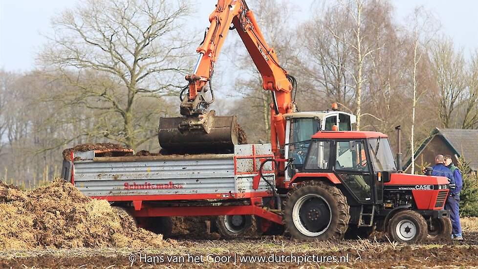 Mest strooien op de Veluwe | Trekkerweb.nl - Mechanisatienieuws voor de ...