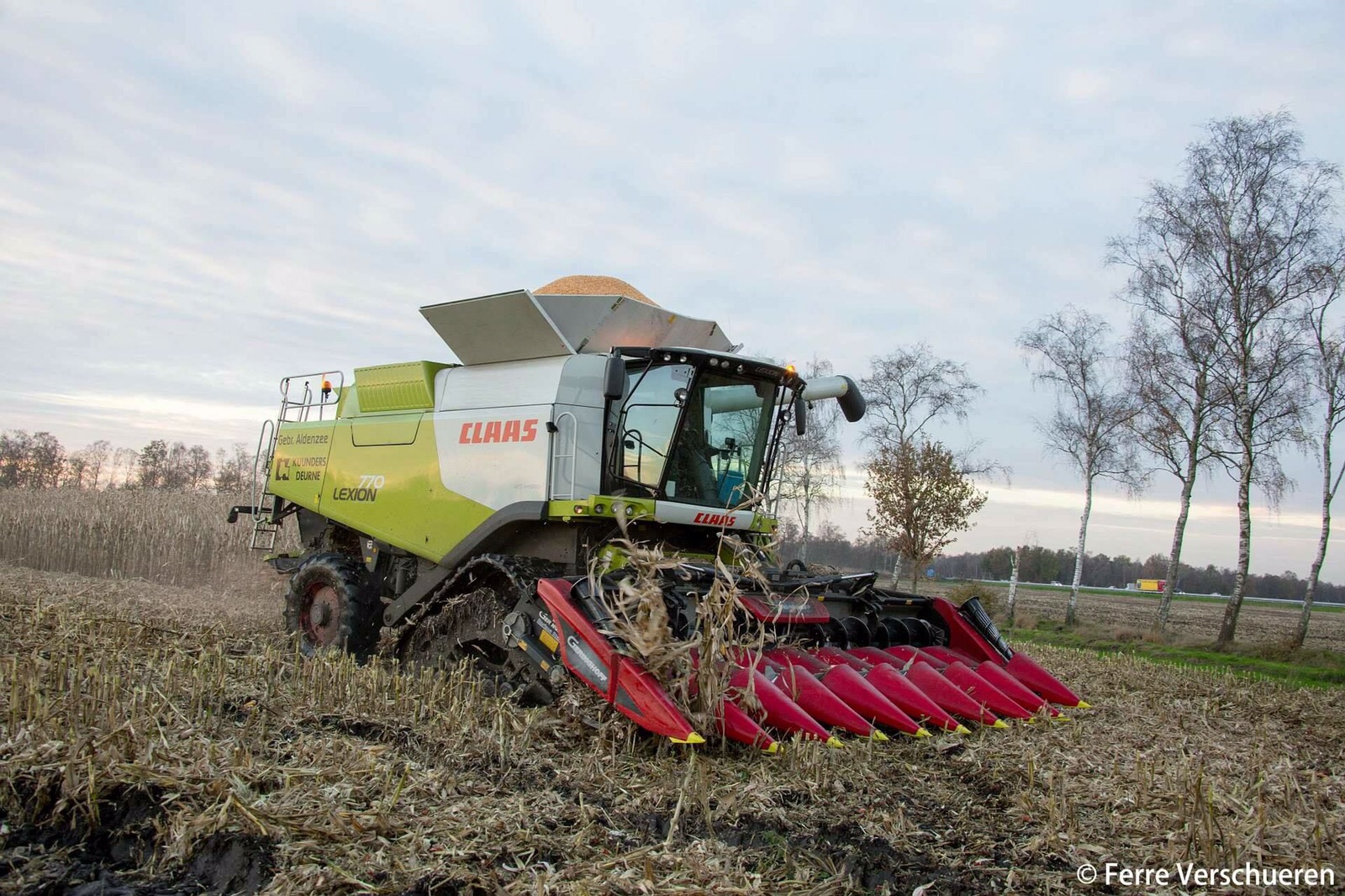 CLAAS › Gebr Aldenzee Deurne aan het maïs dorsen met Claas Lexion 770 ...