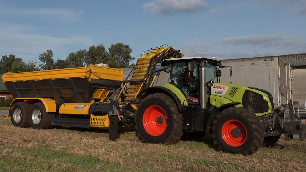 Brettmeister-overlaad/reinigingswagen in de aardappelen | Trekkerweb.nl ...