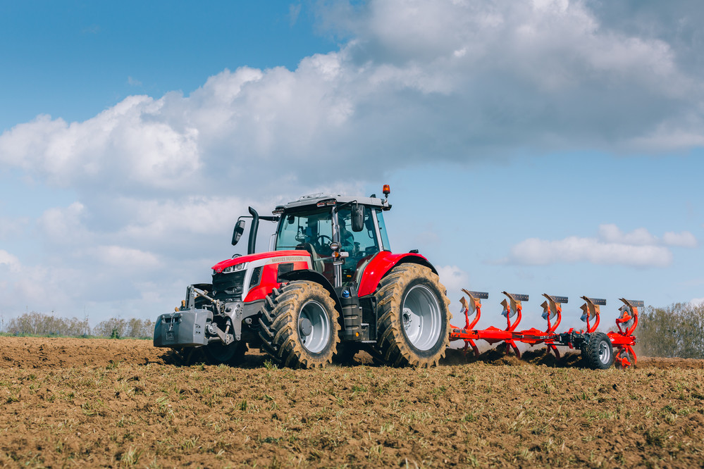 Massey Ferguson › Nieuwe MF 6S- en MF 7S-serie | Trekkerweb.nl ...