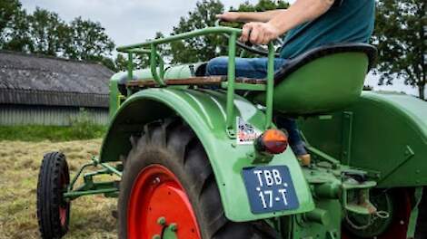 Ook oldtimer trekkers moeten een kenteken hebben | Trekkerweb.nl ...