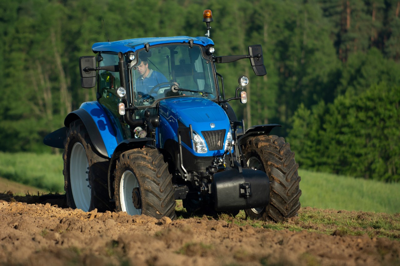New Holland › New Holland introduceert nieuwe T5S en herziene T5 ...
