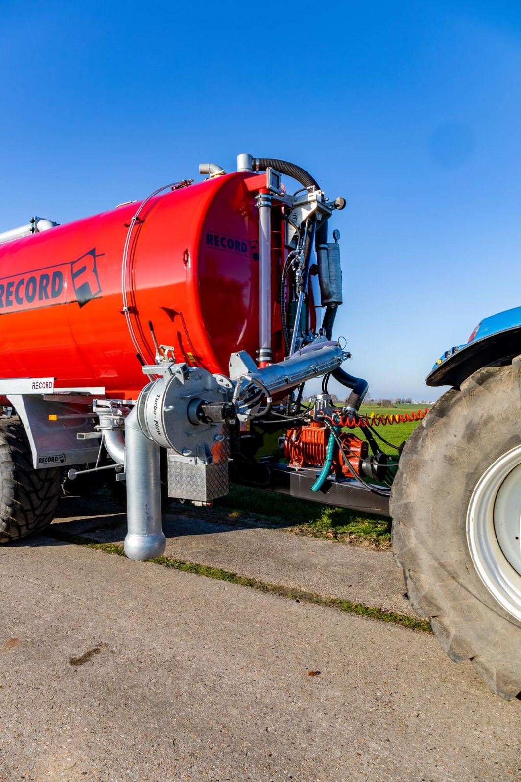 Nieuw Record Trailers: de Evo-Trans V 25000 | Trekkerweb.nl - Mechanisatienieuws voor de ...