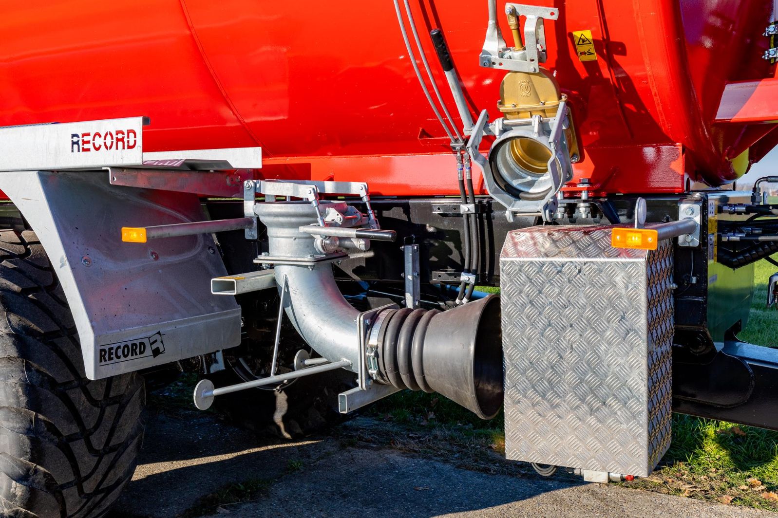 Nieuw Record Trailers: de Evo-Trans V 25000 | Trekkerweb.nl - Mechanisatienieuws voor de ...