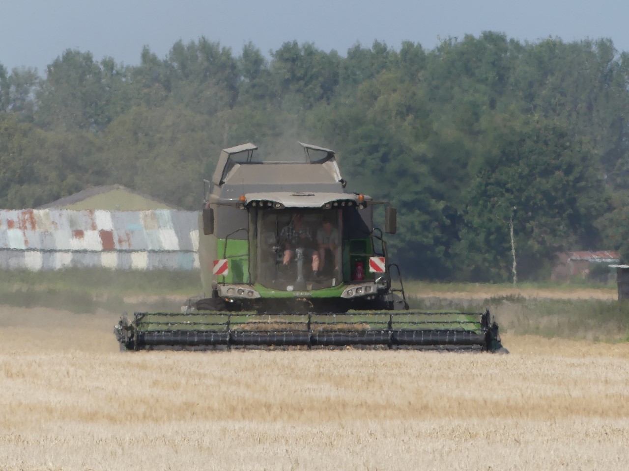 Video: zomergerst combinen met Fendt 6335 C | Trekkerweb.nl - Mechanisatienieuws voor de ...