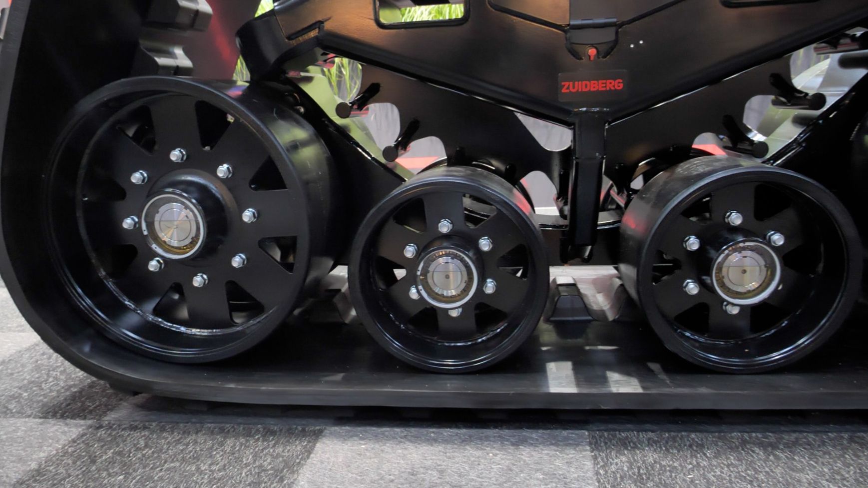 Video: Zuidberg E-PTO, Tracks, Components, Frontheffen en Transmissions ...