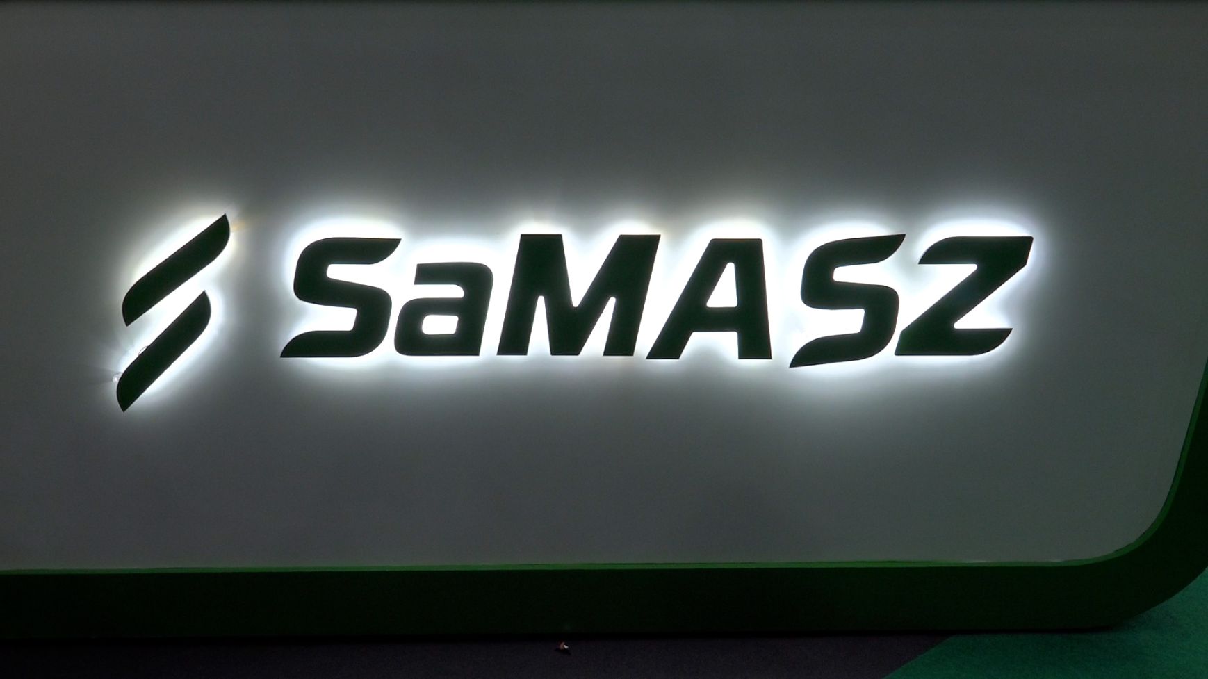 SaMASZ › Video: Samasz viert 40-jarig jubileum met nieuwe kleuren ...