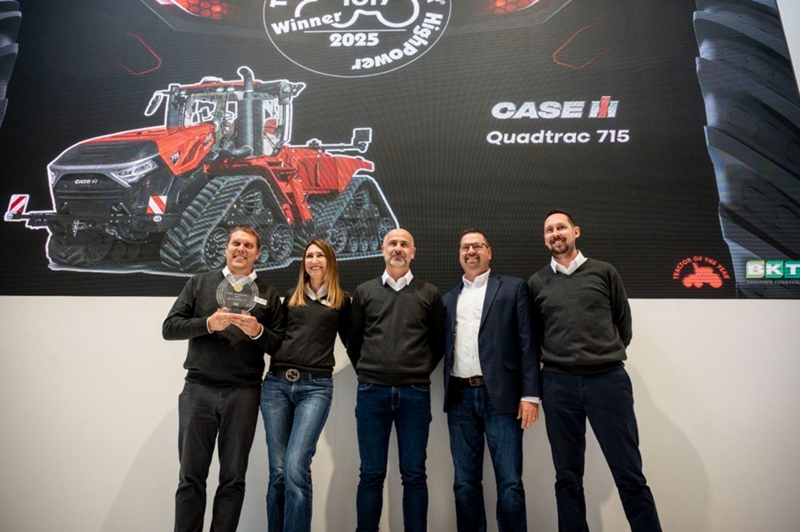 Case IH › Case IH Quadtrac 715 Tractor of the Year 2025 | Trekkerweb.nl - Mechanisatienieuws ...