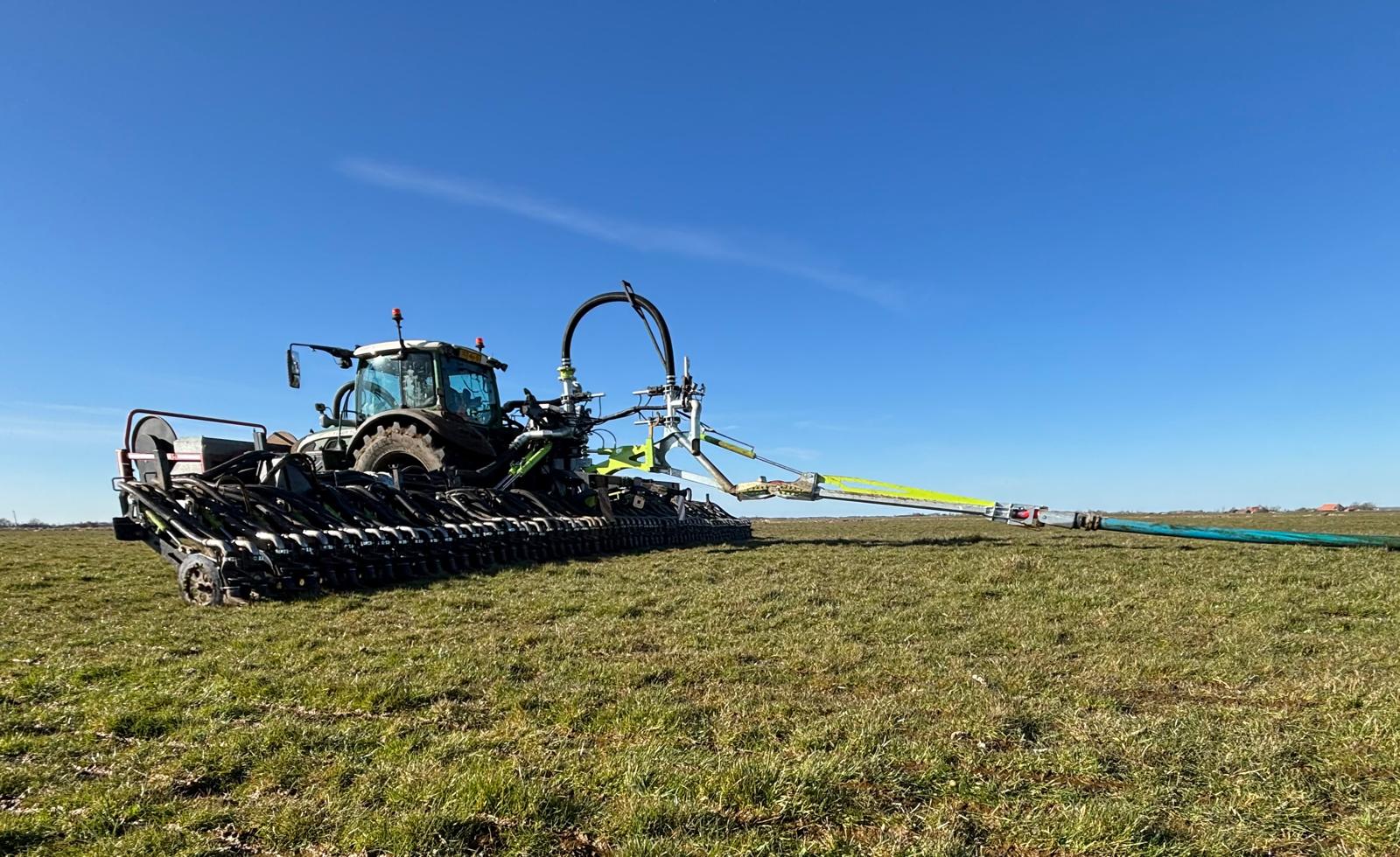 Buffalo 12,3 meter met sleeparm | Trekkerweb.nl - Mechanisatienieuws voor de landbouw en groensector